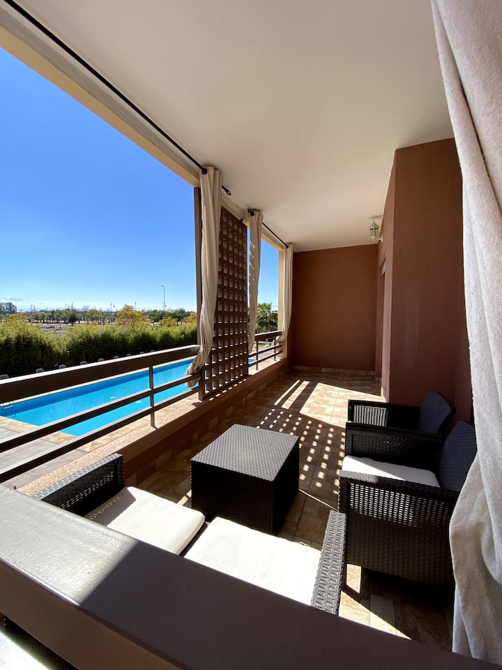 Appartement Avec Vue Sur Piscine Et Atlas - Marrakech