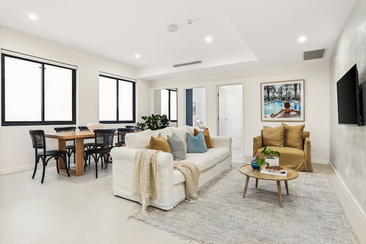 Ii Bondi Coastal Elegance In Prime Location - Bondi Beach