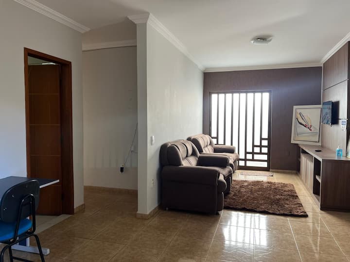 Casa Grande Com Garagem - Itabira