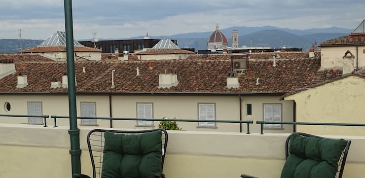 Vespucci Penthouse 3bd/3b 360° Terrace & Elevator - Florenz