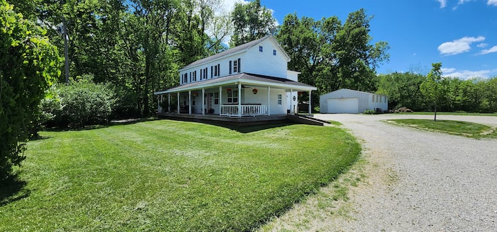 The Guest House At 
Fly-inn Farm - Waynesville, OH