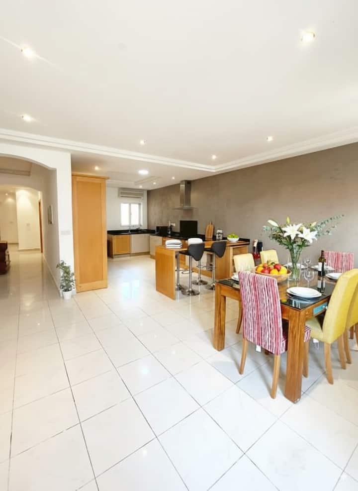 Sea View Big 4 Bedroom 3 Bathroom - Up To 8 People - Malta