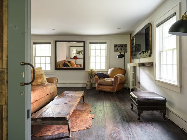 Hudson Mill-renovated Farmhouse In City Of Hudson - Hudson, NY
