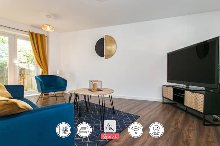 Stylish House | Wifi | Parking | Sleeps 4 - Colchester