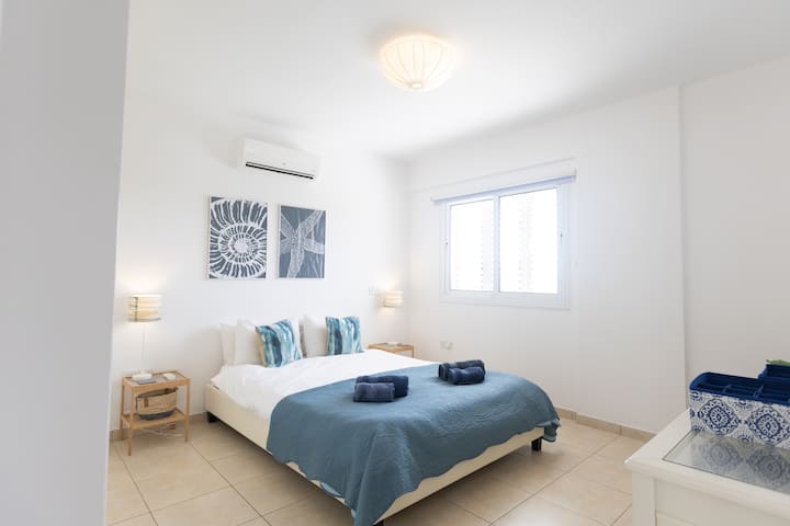 Bright Paralimni Apartment | Large Balcony - Nissi Beach
