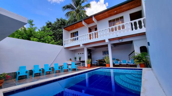 Casa Privada Con Piscina. - Honda
