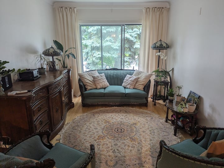 Deux Chambres Dans Une Maison - Montreal