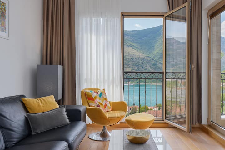 Stylish Flat&nbsp;With Stunning View - Kotor