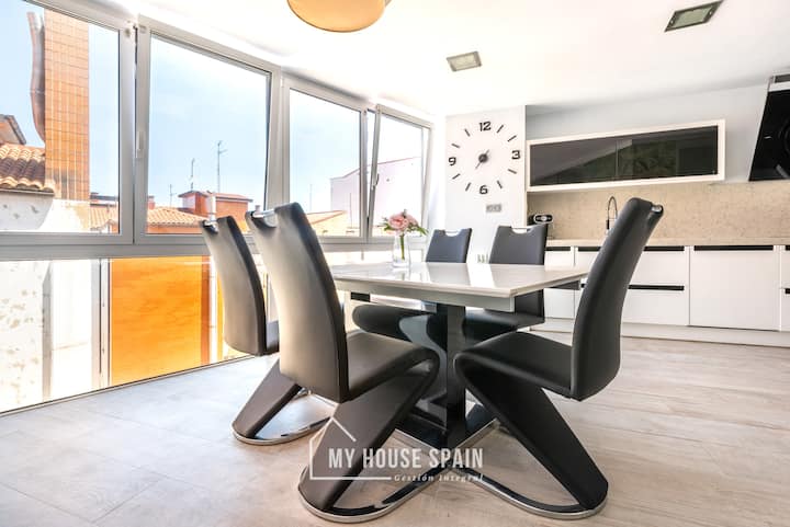 Myhousespain - Espacioso Piso Con Parking - Gijón