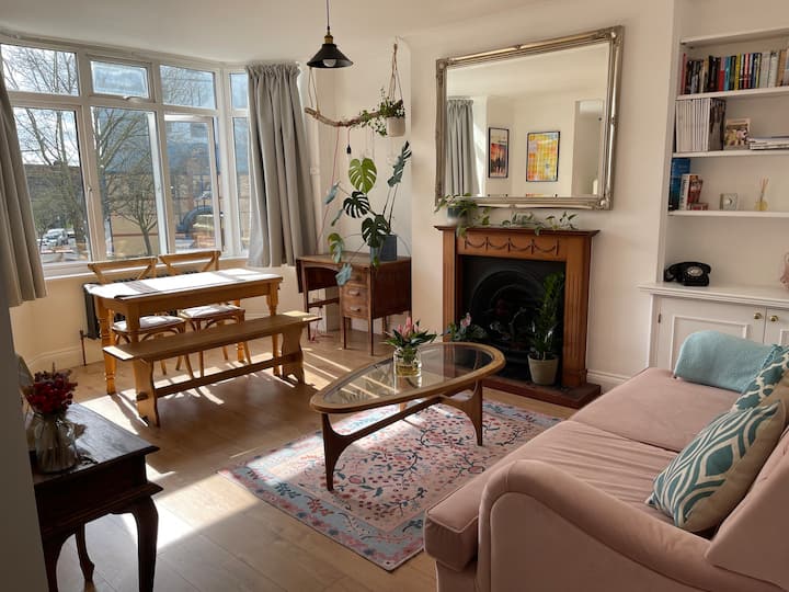 Bright New Flat In Battersea - Londres