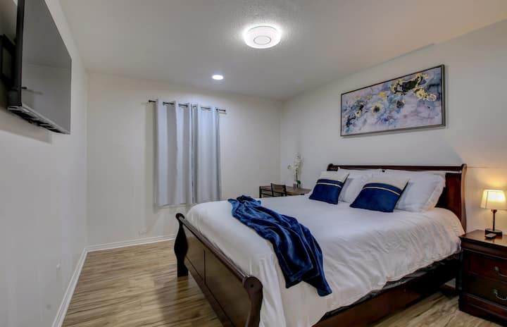 Cozy Apt#3 Downstairwith 2bd1bt &1 Parking - Little Rock, AR