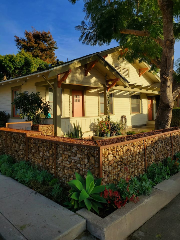 Coastal Ventura Charmer #1 - Ventura, CA