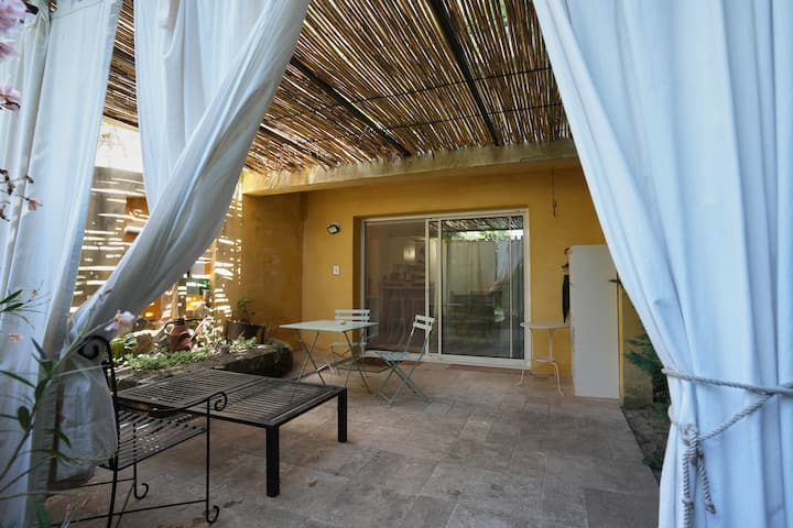 Belle Nature Parc Luberon. Havre De Quiétude - Pertuis