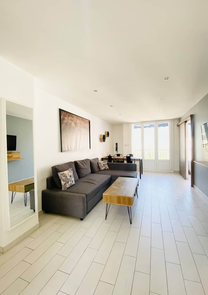 Appartement Avec Parking Sécurisé - Vallier-catane - Grenoble
