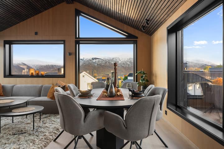 Villa Panorama By Arctic Seasons |Luxury Home|view - Tromsø