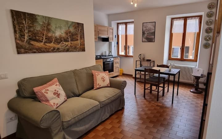 Casa Valentina Flat Inside Historic Stone House - Bellagio