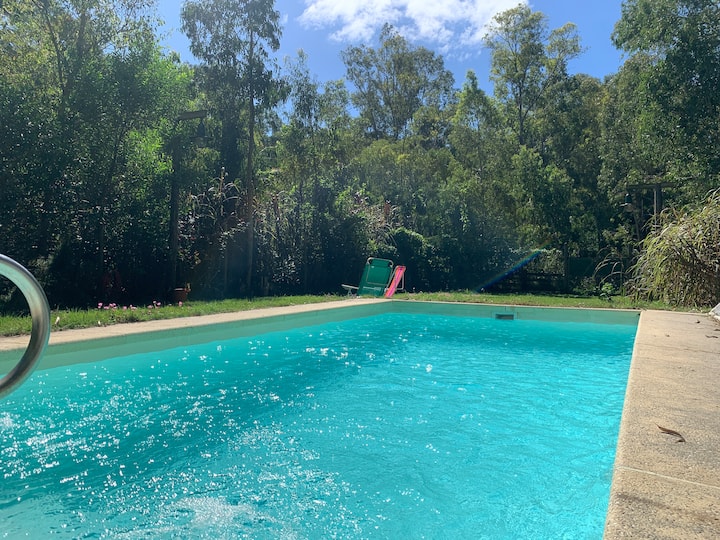 Casa Con Piscina Y Parque Cercado - Uruguay