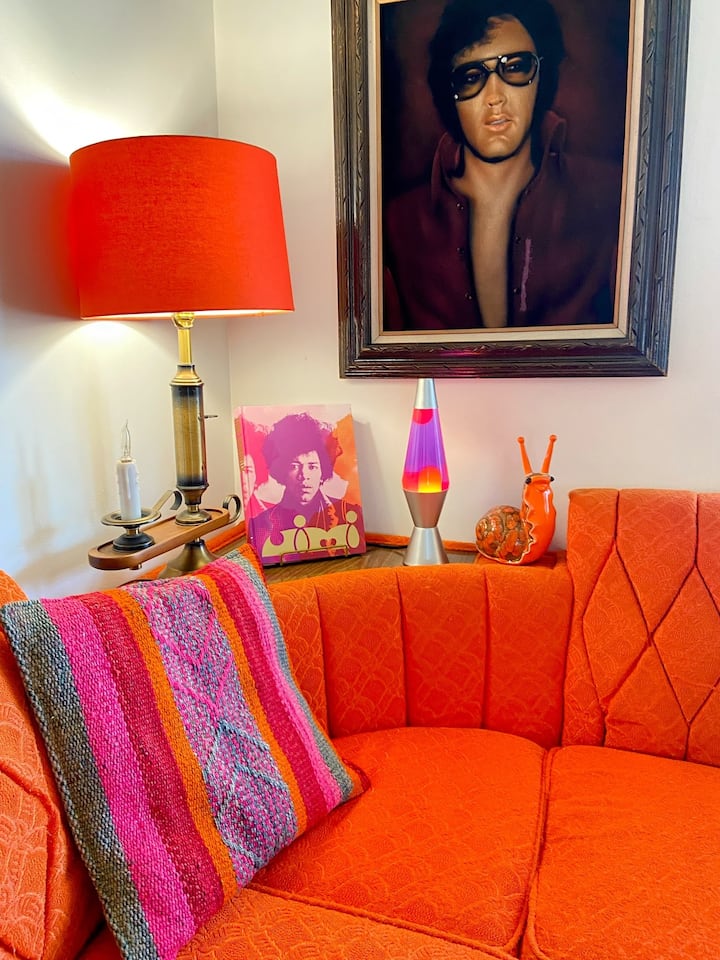 Peaceful 4br Retro Escape In Heart Of Creston - Creston