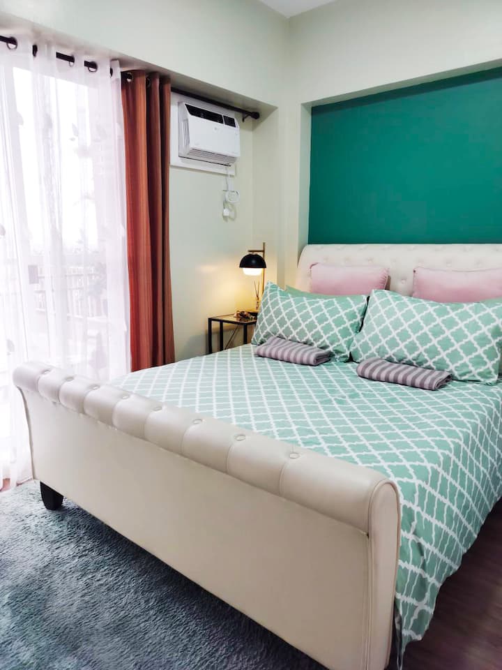 Stylish 2br Condo In Pasig - Ortigas Center