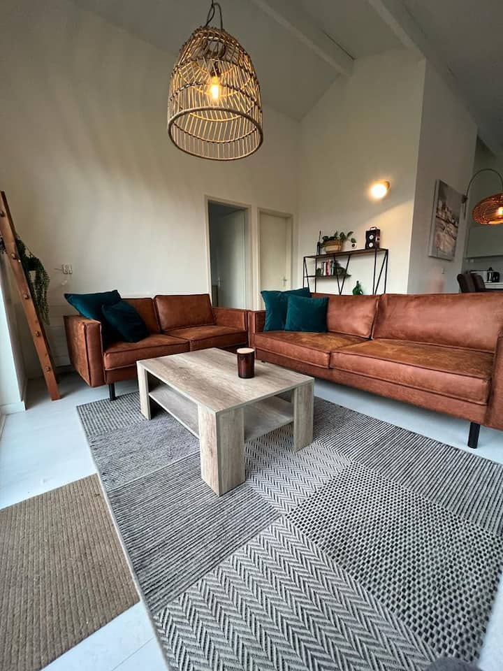 Huis Met Hottub Op Vakantiepark - Groet