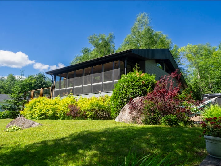 Chalet En Bord De Lac En Mauricie Avec Spa - Shawinigan