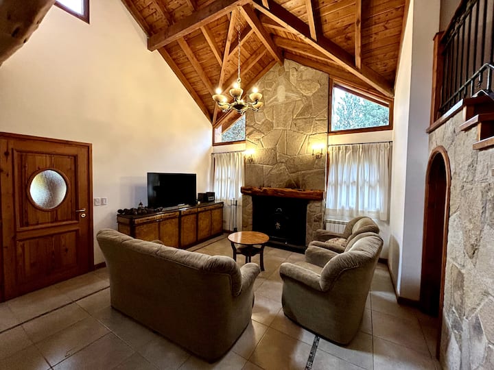 Cabaña En Bosque De Pinos - San Carlos de Bariloche
