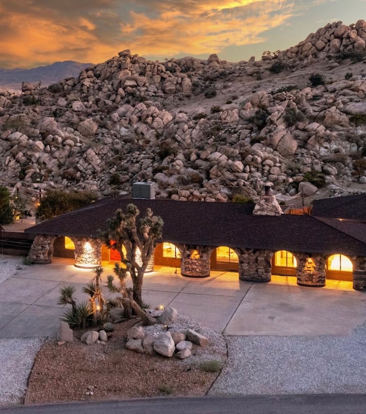 Desert Amber | Spa • Pool • Sauna | Wellness Stay - Joshua Tree National Park