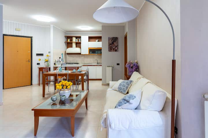 Chantal’s House Apartment - 라티나