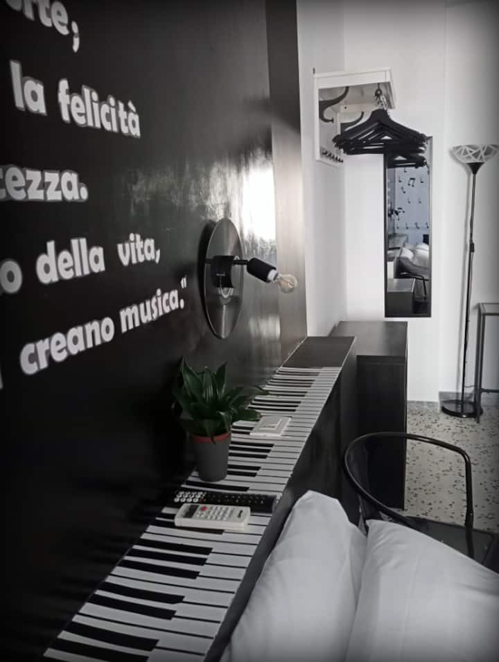 Ma Maison - Camera Matrimoniale Music - 羅馬