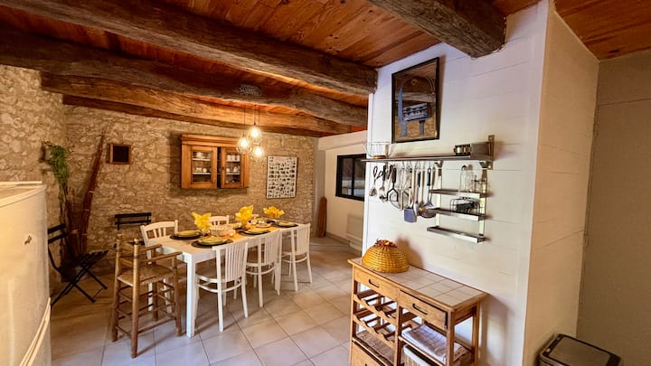 Gîte Safran - 7 Personnes, Piscine, Parc - Montcuq