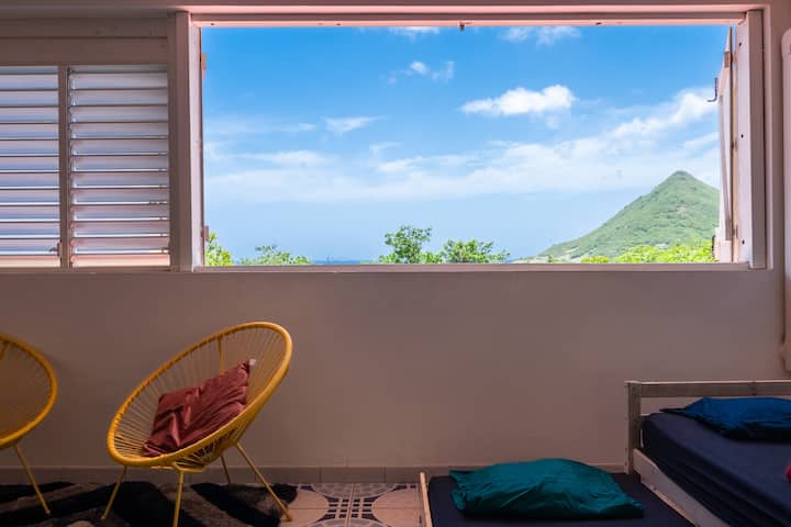 Villa 3 Chambres Vue Mer & Montagne – 10 Pers. - Martinique