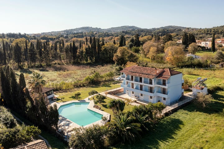 Apollo Studios 5/15 - Corfu