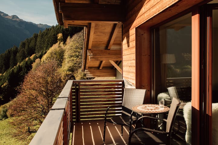 Großes Apartment Mit Zwei Schlafzimmer Und Bäder - Gargellen