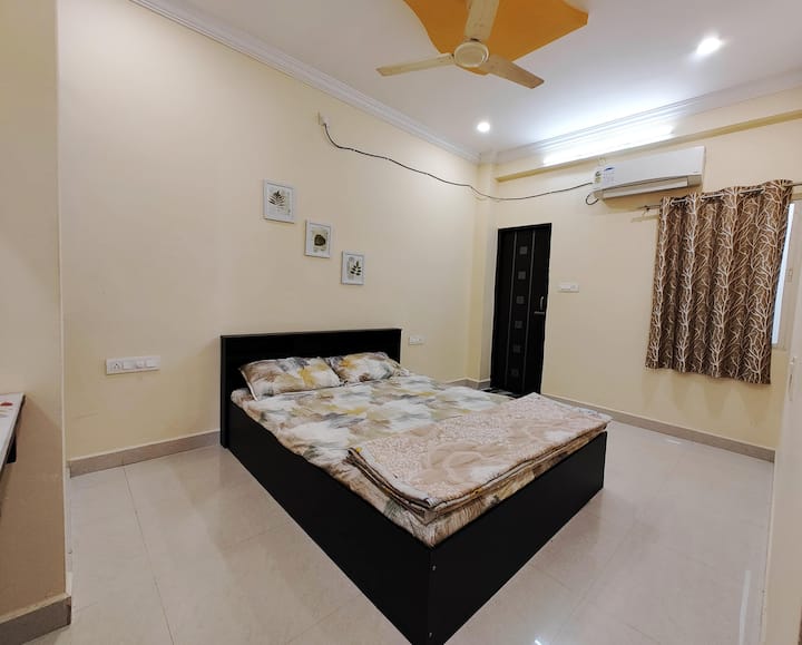 Shreya's Homestay, Your Sacred Nest - Ujjain