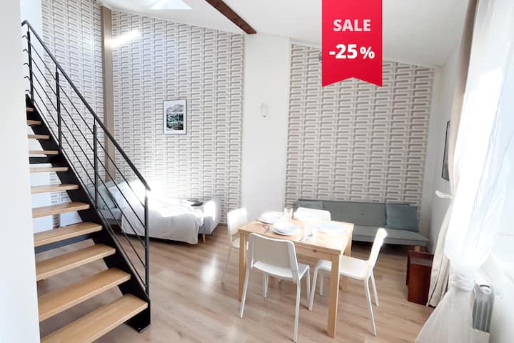 Palace Double-floor Apartment - Prague
