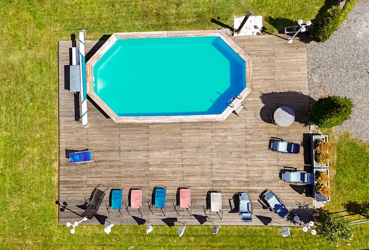 Gîte Avec Piscine Privée 6/8 P. - La Souterraine