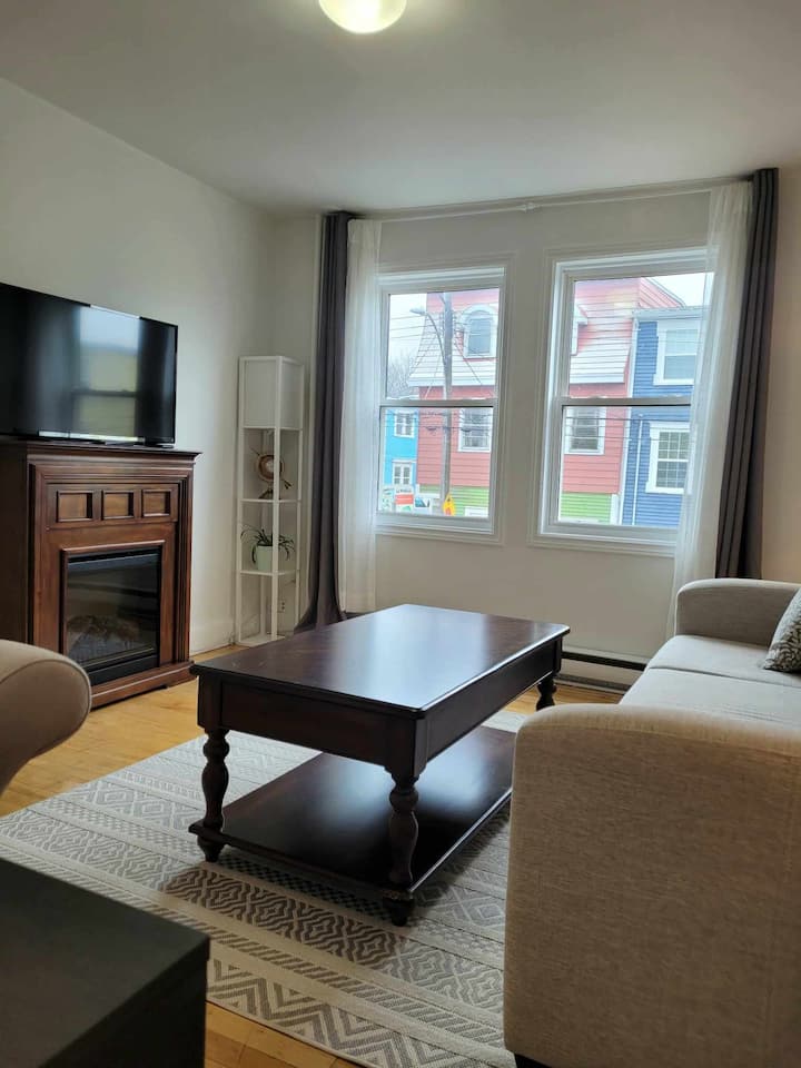 Be In The Heart Of Downtown In A 2 Bedroom Apt! - Saint John's
