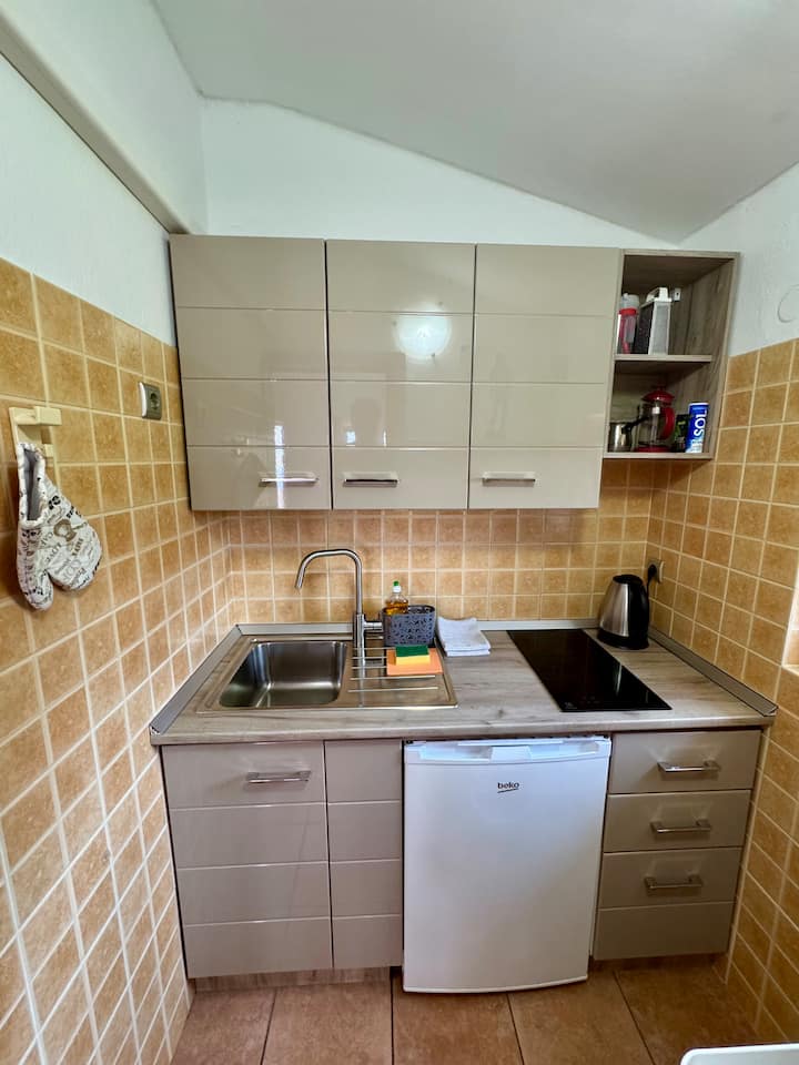 Seaview Apartment With Terrace1 - Mali Losinj