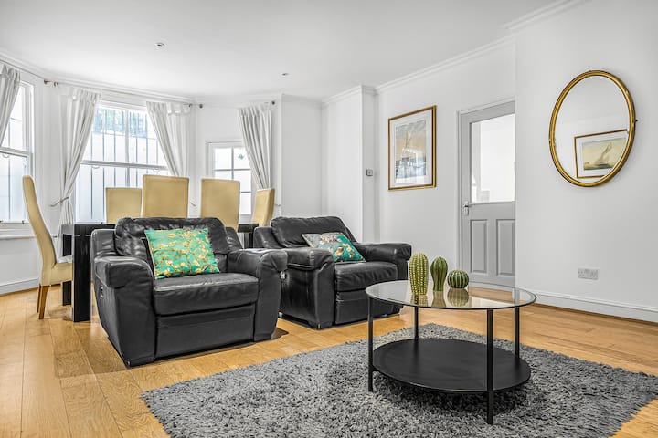 Luxury 3 Beds, 2 Bath, W/garden In Central London - Earls Court