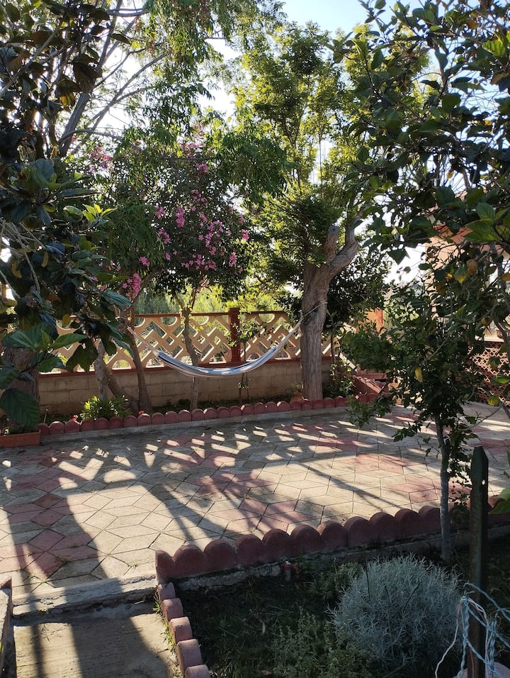 Jasmine House, V.kennedy, Santa Maria Del Focallo. - Italien