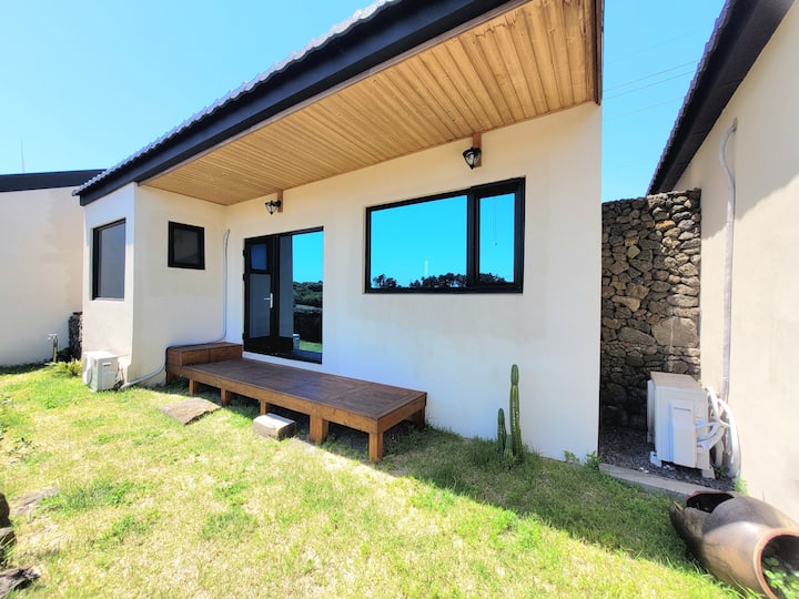 *특가* 제주오늘-달동_행원리마을 제주감성숙소 월정리 코난비치 동쪽숙소 소형견가능(2인) - Jeju-si