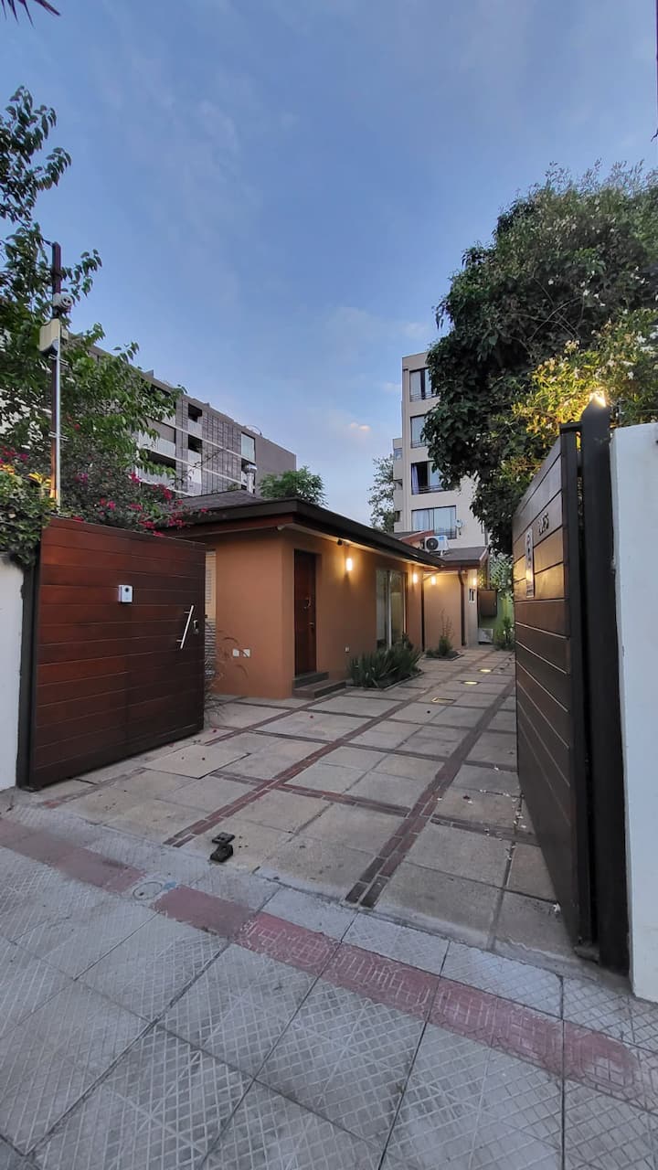 Hermosa Casa Súper Cómoda - Las Condes