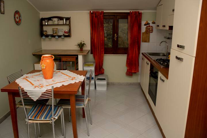 The Oaks B&b -  Elegant And Private Apartment - Esperia