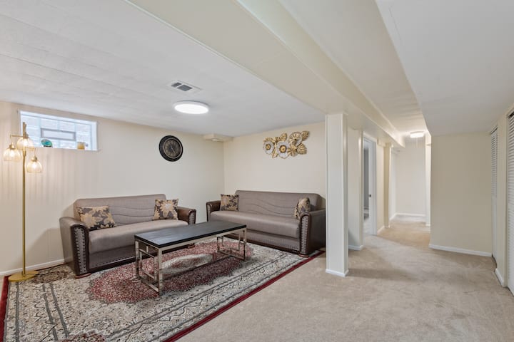 Luxury 1br Suite | Lincoln Square - Evanston, IL