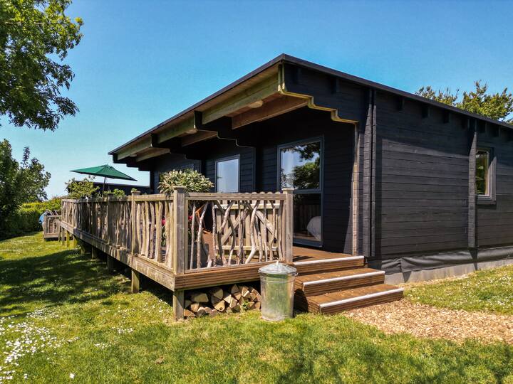 Cabin Two @ Tom's Eco Lodge - Isle of Wight