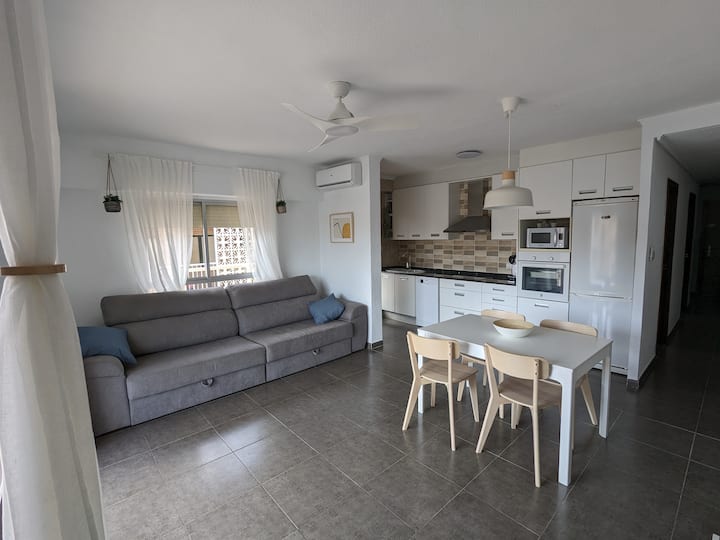 Relájate A 1min De La Playa A/c, Wifi - La Marina