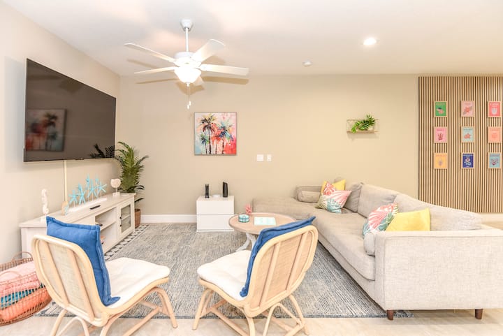 Beach Bliss, 5 Min To Beach-game Room, Parking, Ac - Port Orange, FL