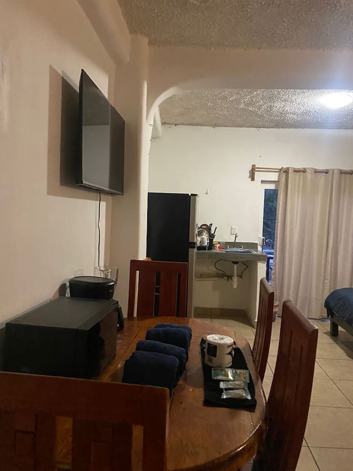 Alberca, Jacuzzi Y Cabaña En Cómodos Departamentos - Zihuatanejo