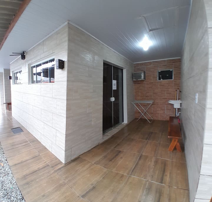 Apt 03, Quarto, Banheiro E Cozinha Individuais - Matinhos