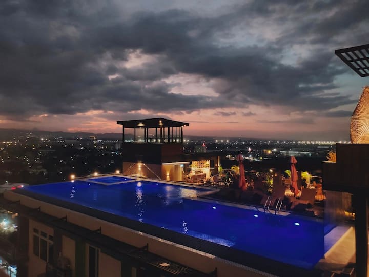 La Grande Residence Grand Studio In Angeles, Clark - Angeles